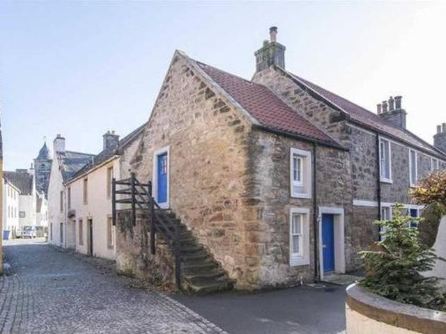 2 bedroom semidetached house for sale in 1 Bennet House KY12