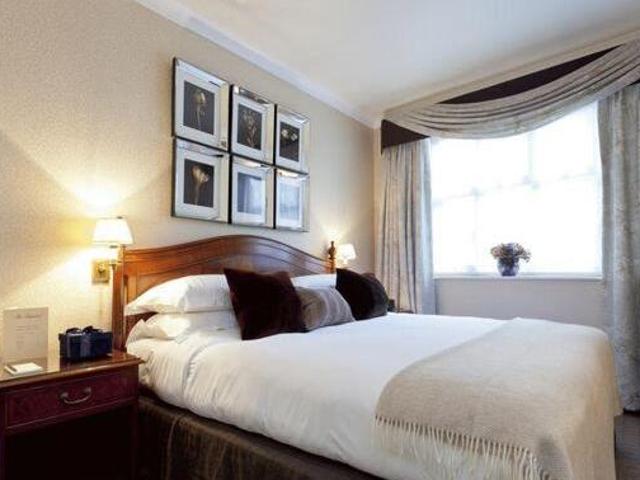 2 Bedroom Serviced Apartment For Rent In Knightsbridge