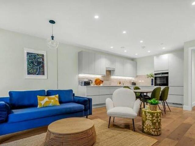 2 Bedroom Serviced Apartment For Rent In London