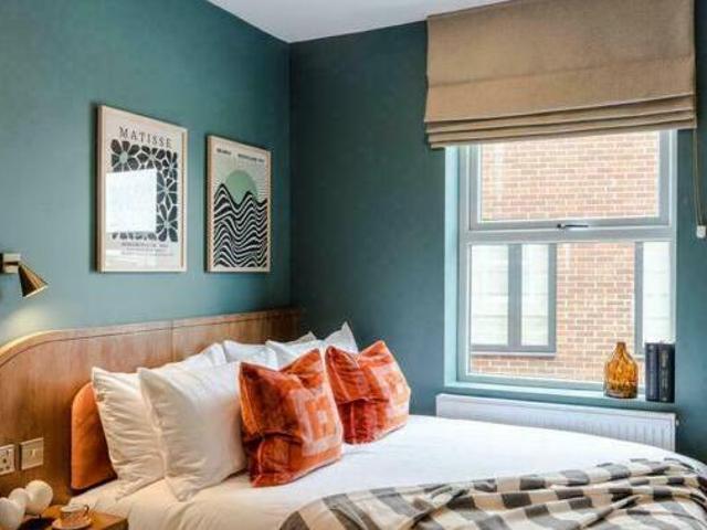 2 Bedroom Serviced Apartment For Rent In London
