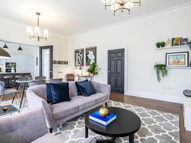 2 bedroom serviced apartment to rent