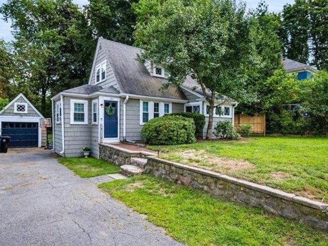 2 bedroom, Sharon MA 02067 105141988
