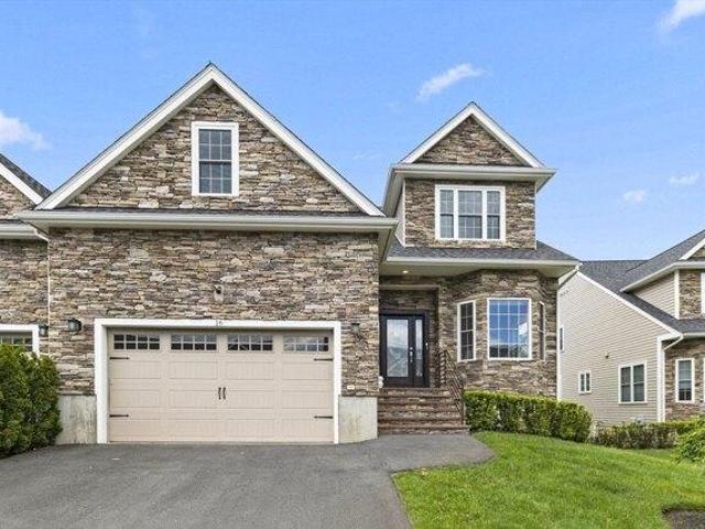 2 bedroom, Sharon MA 02067 105139924