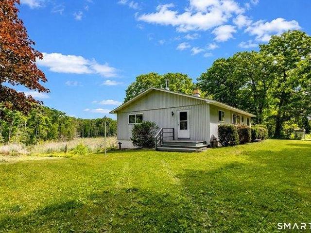 2 bedroom, Sharon CT 06069 105117323
