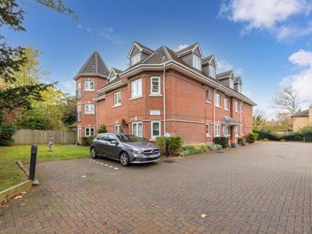 2 Bedroom Shared Living/roommate Maidenhead Windsor And Maidenhead LS100987913