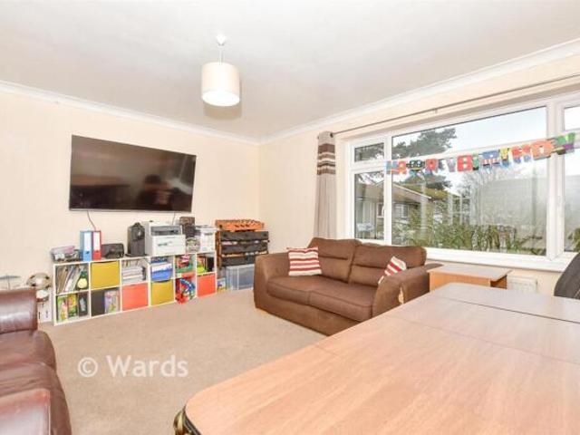 2 Bedroom Shared Living/roommate Maidstone Kent 101678802