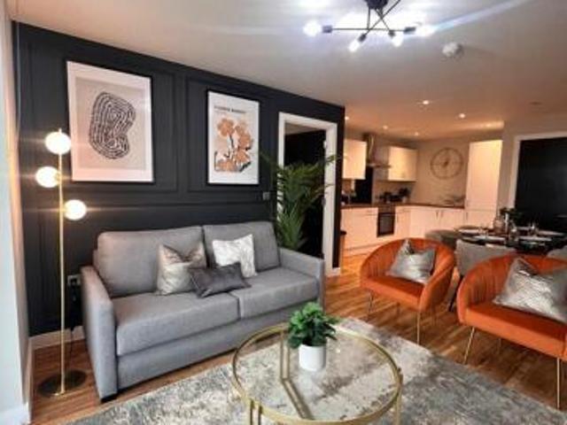 2 Bedroom Shared Living/roommate Manchester Greater Manchester LS99951957