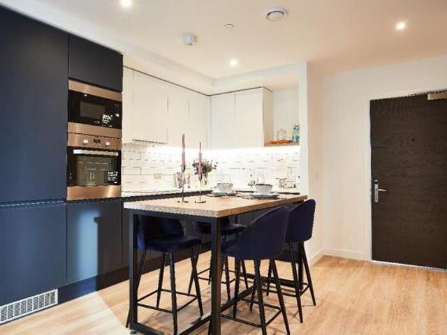 2 Bedroom Shared Living/roommate Manchester Greater Manchester 100398484