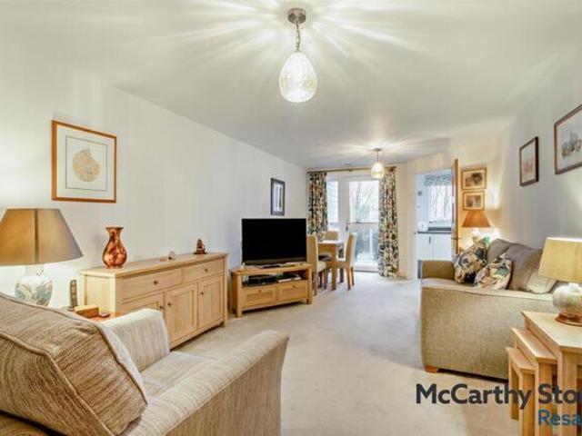 2 Bedroom Shared Living/roommate Market Harborough Leicestershire 101316526