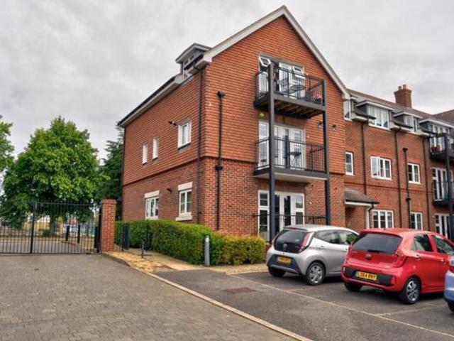 2 Bedroom Shared Living/roommate Marlow Marlow 100132622