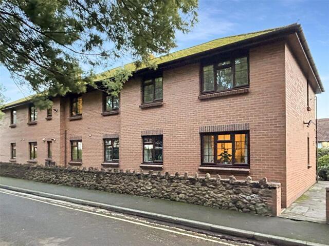 2 Bedroom Shared Living/roommate Minehead Somerset LS101675189