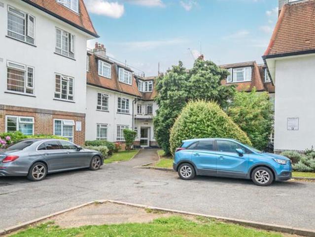 2 Bedroom Shared Living/roommate Morden Greater London 98612445