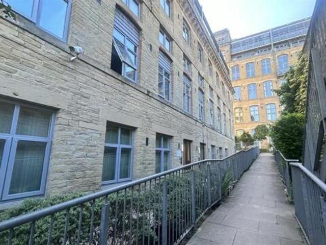 2 Bedroom Shared Living/roommate North Yorkshire North Yorkshire LS99029571