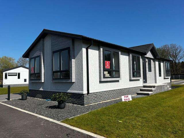2 Bedroom Shared Living/roommate North Yorkshire North Yorkshire LS99926340