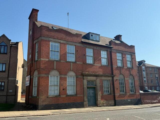 2 Bedroom Shared Living/roommate Northampton Northamptonshire LS100648704