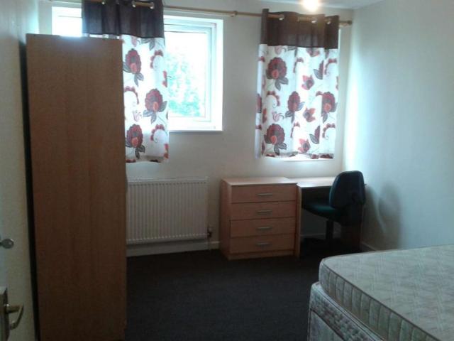2 Bedroom Shared Living/roommate Nottingham Nottingham LS101840980