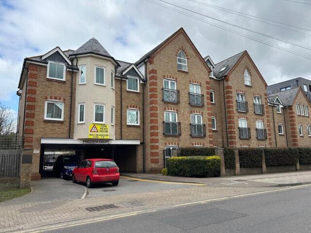 2 Bedroom Shared Living/roommate Orpington Greater London LS101316088