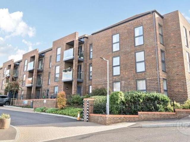 2 Bedroom Shared Living/roommate Alton Hampshire LS99029195