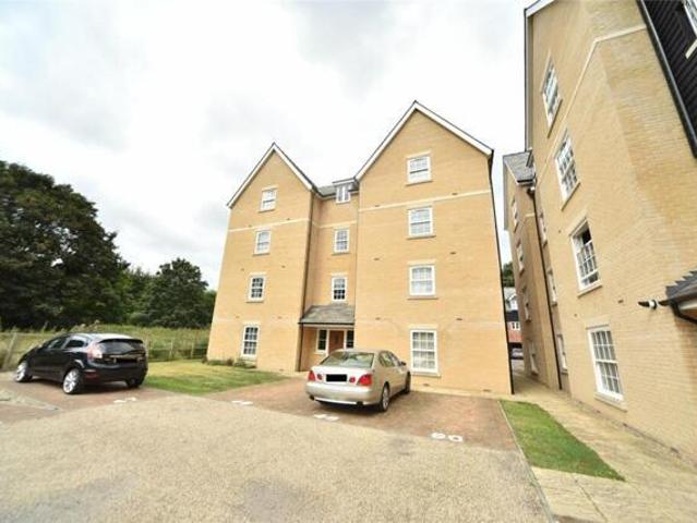 2 Bedroom Shared Living/roommate Bury St. Edmunds Suffolk LS98648897