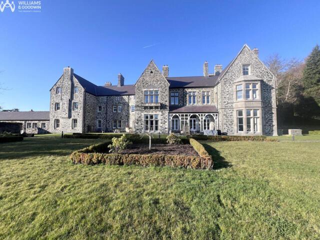 2 Bedroom Shared Living/roommate Bangor Gwynedd 100224213