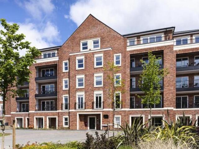 2 Bedroom Shared Living/roommate Barnet Great London LS99773889