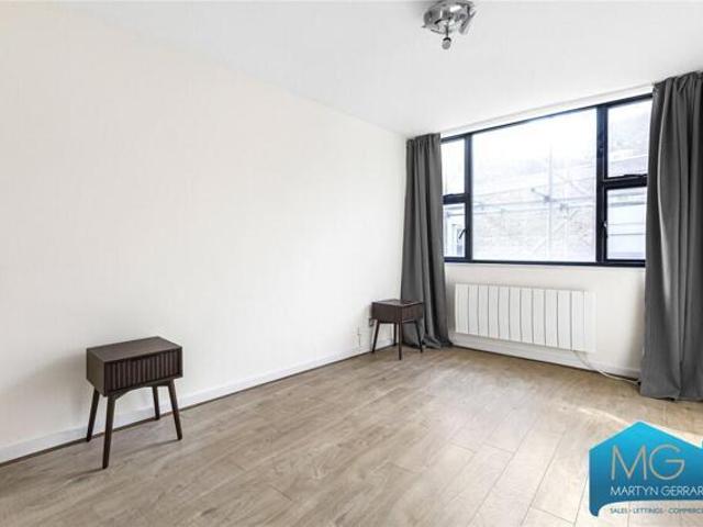 2 Bedroom Shared Living/roommate Barnet Greater London LS100342868