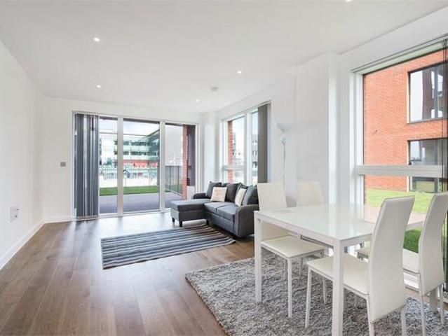 2 Bedroom Shared Living/roommate Barnet Greater London LS101675860