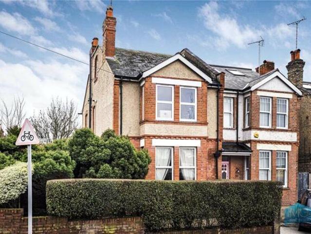 2 Bedroom Shared Living/roommate Barnet London 101865806
