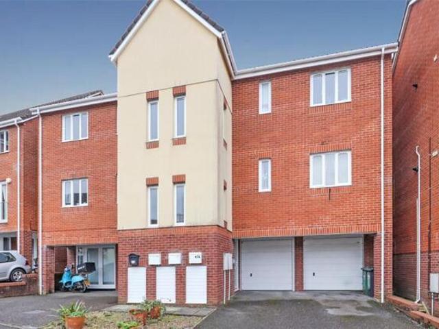 2 Bedroom Shared Living/roommate Barnstaple Devon LS100426362