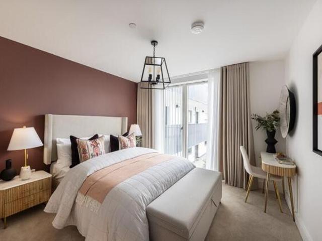 2 Bedroom Shared Living/roommate Bath Somerset 101677722