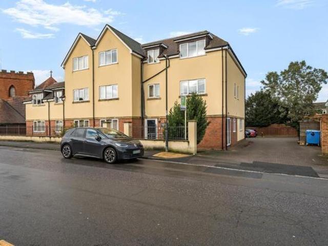 2 Bedroom Shared Living/roommate Berkshire Windsor And Maidenhead 99986164