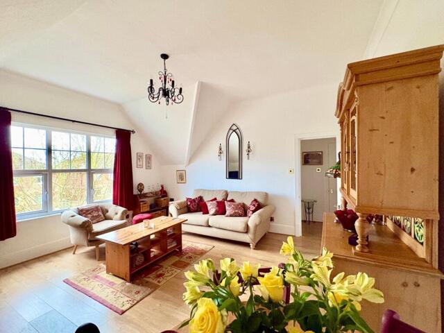 2 Bedroom Shared Living/roommate Bexhill East Sussex 100456875