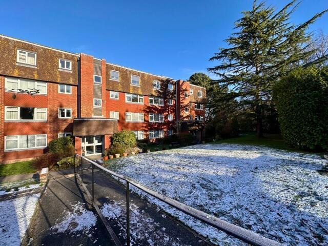 2 Bedroom Shared Living/roommate Bexhill East Sussex LS99380953