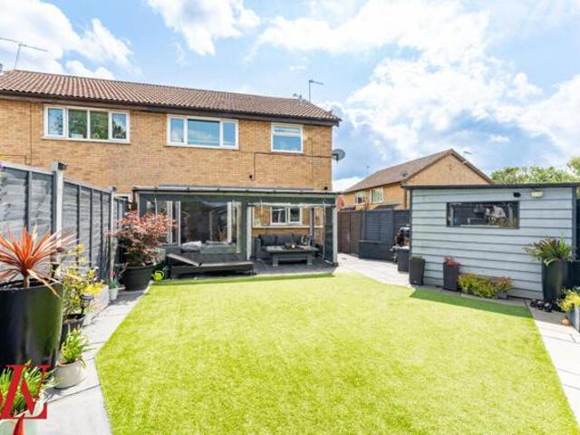 2 Bedroom Shared Living/roommate Bishop's Stortford Essex 100398544
