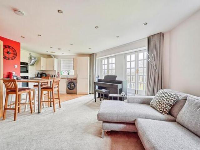2 Bedroom Shared Living/roommate Bishop's Stortford Hertfordshire 101675149