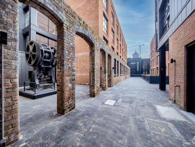 2 Bedroom Shared Living/roommate Birmingham West Midlands LS100398482