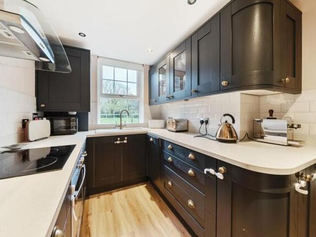 2 Bedroom Shared Living/roommate Blackheath Greater London 88845873