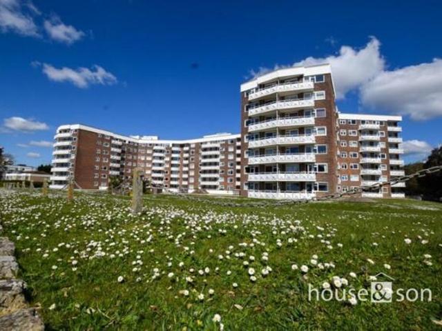 2 Bedroom Shared Living/roommate Boscombe Bournemouth 99952363