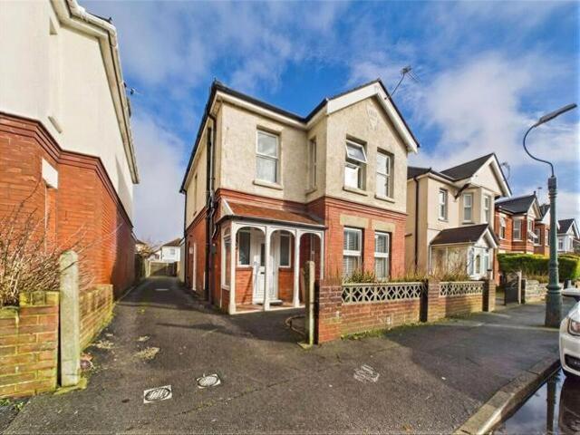 2 Bedroom Shared Living/roommate Bournemouth Bournemouth LS100398674