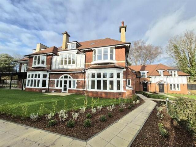 2 Bedroom Shared Living/roommate Bournemouth Bournemouth 100263259