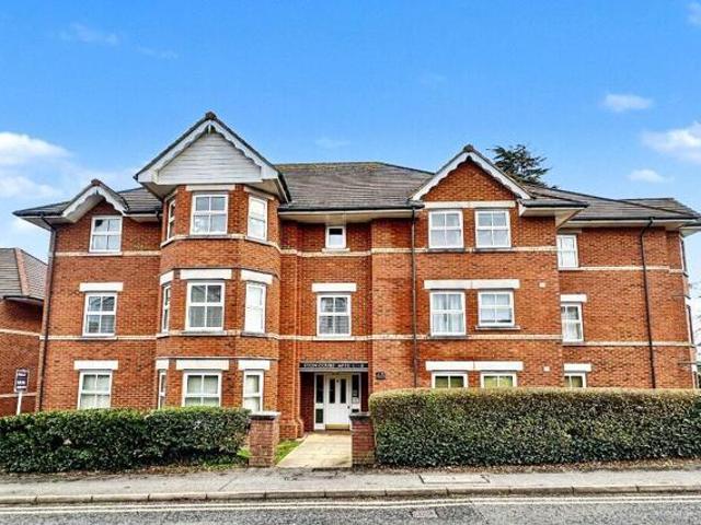 2 Bedroom Shared Living/roommate Bournemouth Bournemouth 100649083