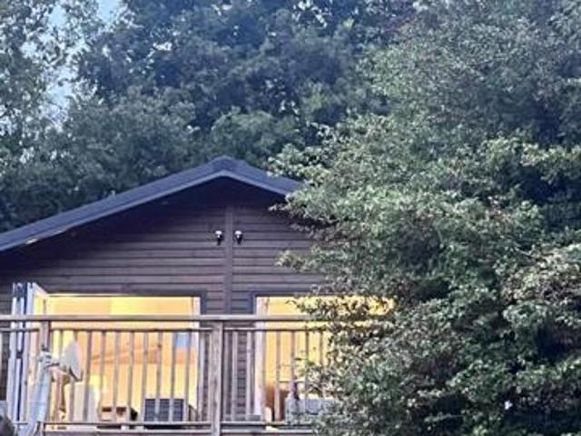 2 Bedroom Shared Living/roommate Bovey Tracey Devon 98477635