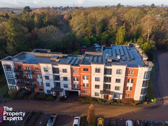 2 Bedroom Shared Living/roommate Bracknell Bracknell Forest 99203944