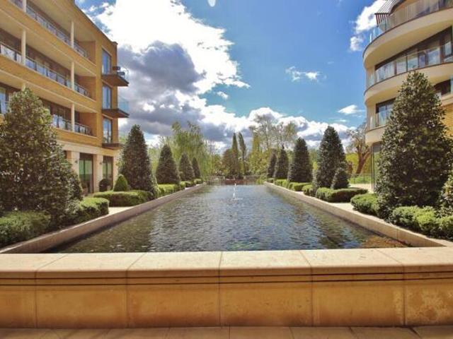2 Bedroom Shared Living/roommate Brentford Greater London LS101797141