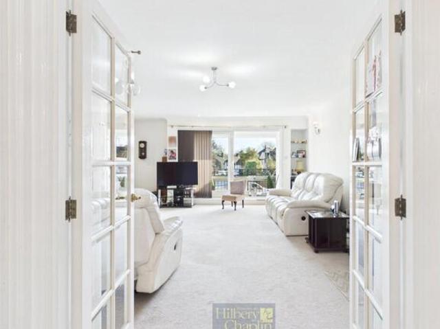 2 Bedroom Shared Living/roommate Brentwood Essex 100917783