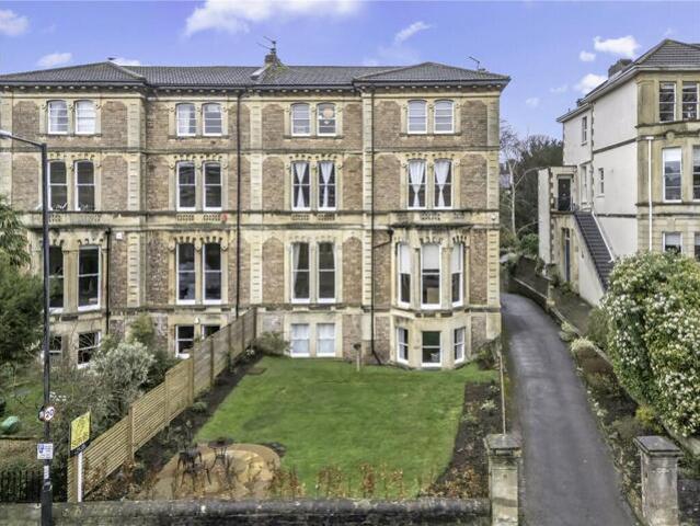 2 Bedroom Shared Living/roommate Bristol City Of Bristol LS100317053