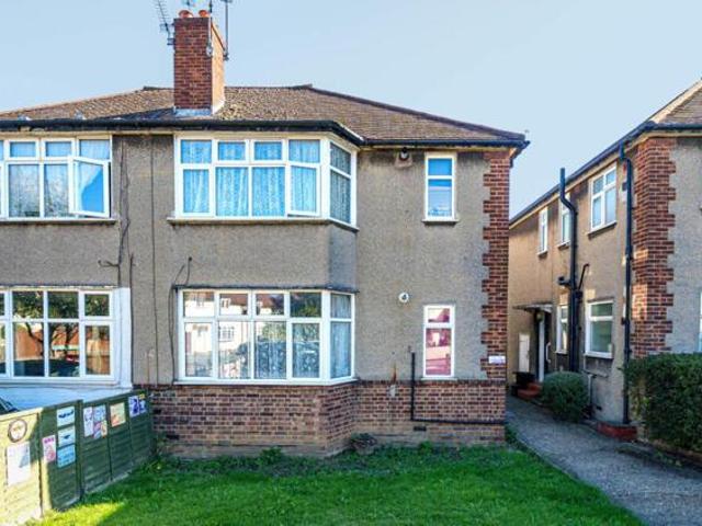 2 Bedroom Shared Living/roommate Bromley Greater London LS98930087