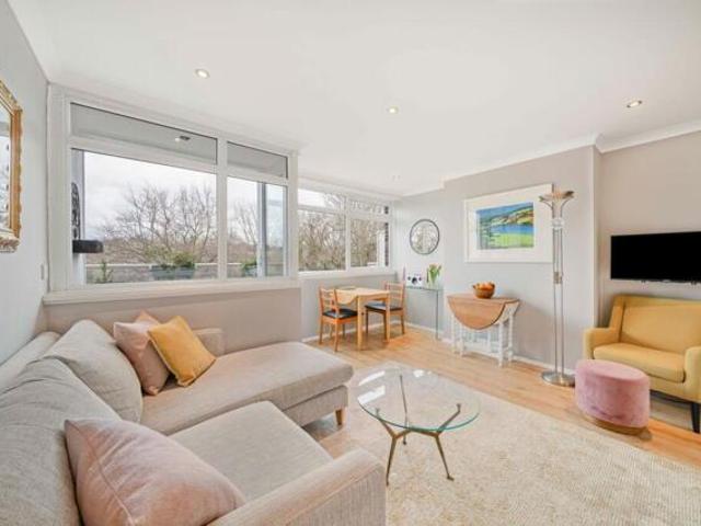 2 Bedroom Shared Living/roommate Bromley Greater London LS100398181
