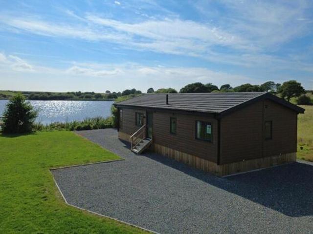 2 Bedroom Shared Living/roommate Cumbria Cumbria 100456718