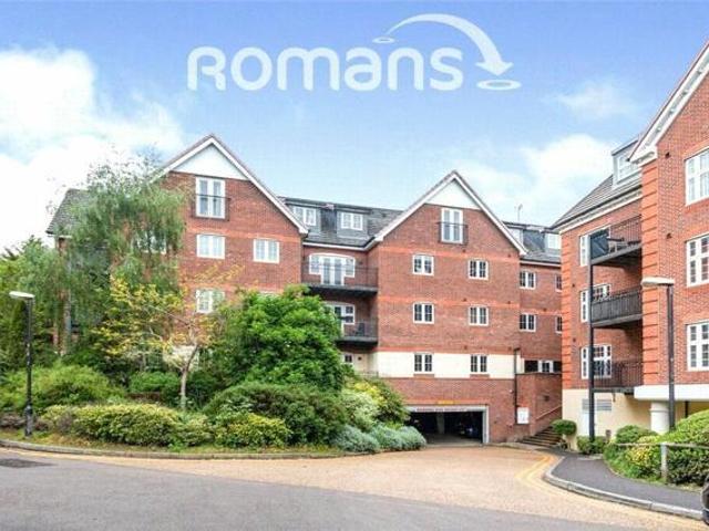 2 Bedroom Shared Living/roommate Camberley Surrey 100263299